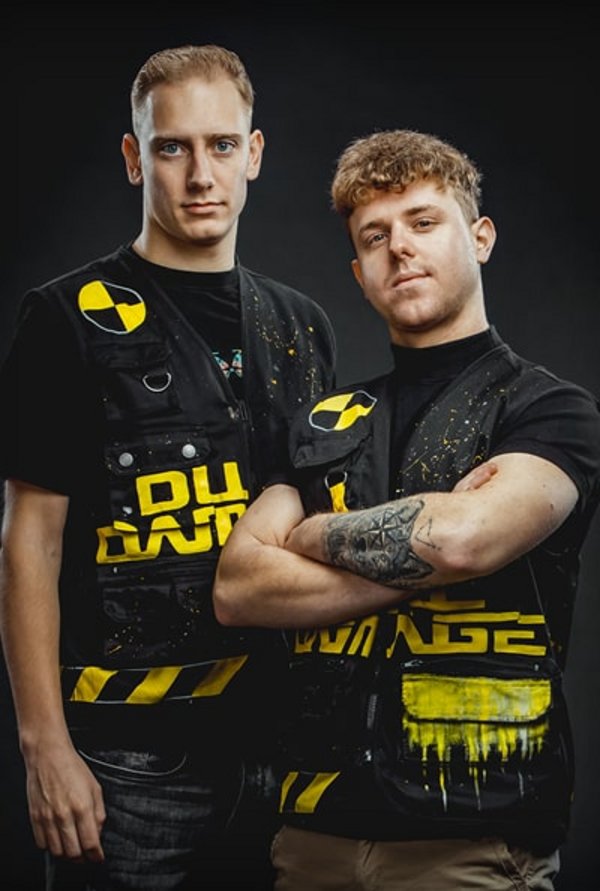 Dual Damage - PAROOKAVILLE