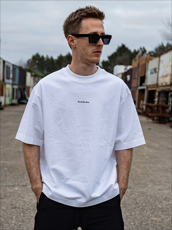 Lost Identity - PAROOKAVILLE